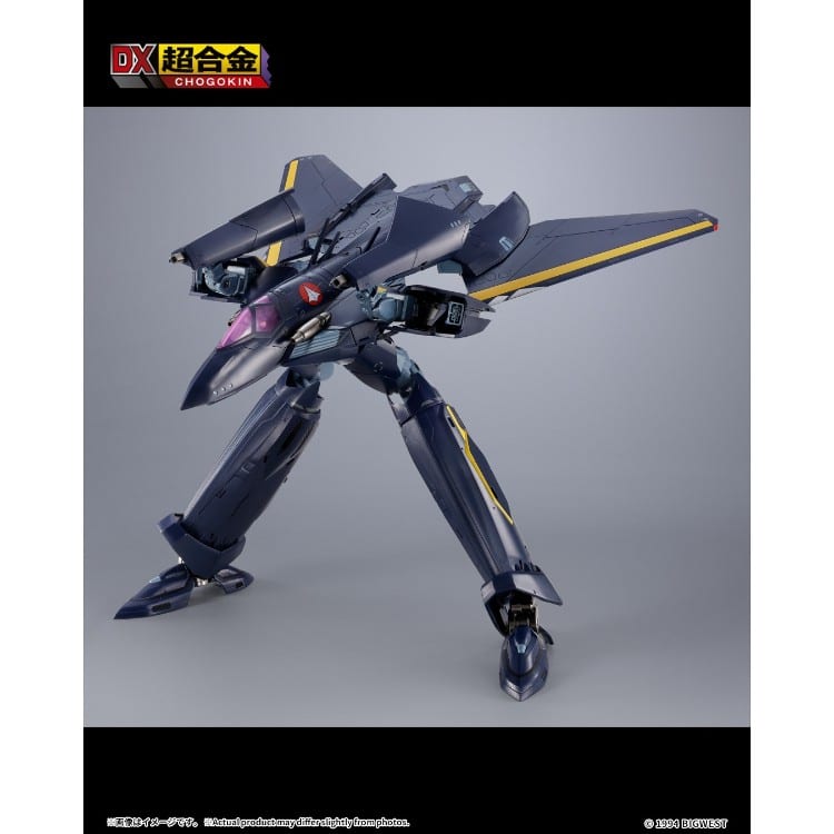 VF-17S Nightmare Stealth Valkyrie Gamlin Kizaki Macross 7 DX Chogokin ...